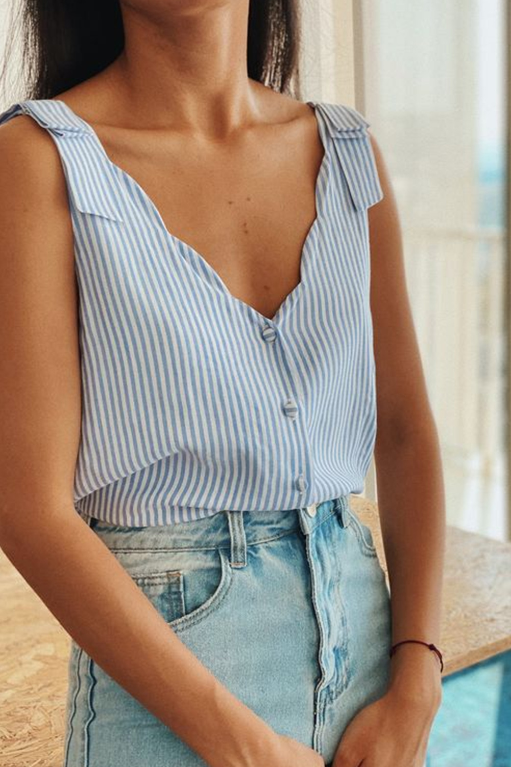 Sky Blue Stripe Scalloped V Neck Buttoned Tank Top | Shewin Wholesale