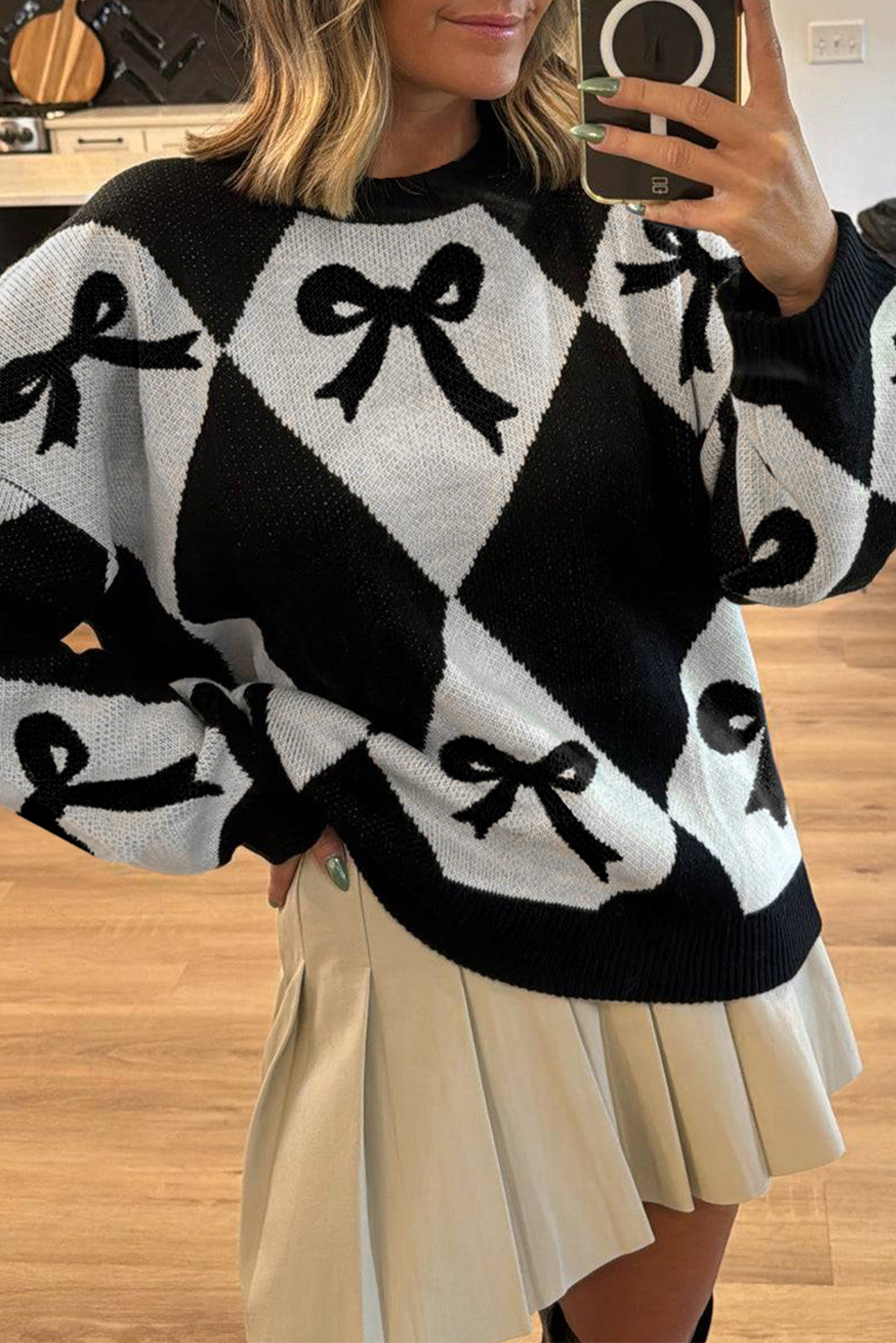 $17.02 Black Bow Pattern 2-tone Rhombus Knit Loose Sweater Wholesale ...