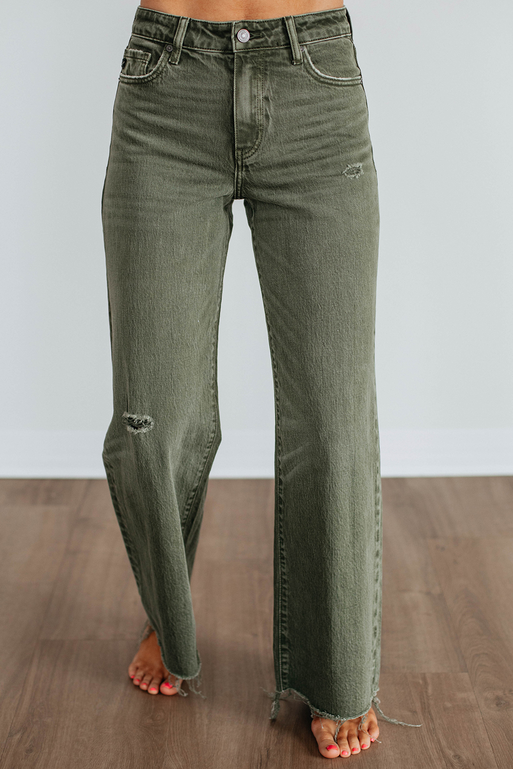 $25.2 Green Slight Distressed Raw Edge Wide Leg Jeans Wholesale - Shewin